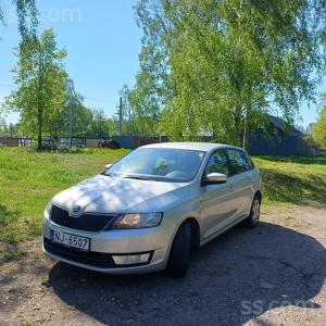 Skoda Rapid 2015 Rīga, ar dzinēja tilpumu 1.20 L un nobraukumu 259 tūkst. km par 4000 €, foto 4 vietnē AUTOMOTO.COM.LV