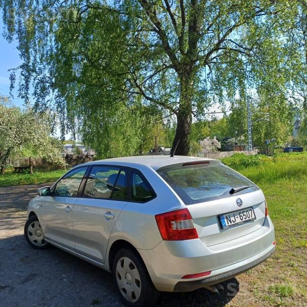 Шкода Рапид 2015 в Рига, объемом двигателя 1.20 л и пробегом 259 тыс. км за 4000 €, фото 4 на AUTOMOTO.COM.LV
