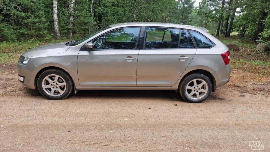 Skoda Rapid 2015 in Kaunas, with an engine capacity of 1.20 L and mileage of 126 thousand km for 8500 €, photo 6 on AUTOMOTO.COM.LV