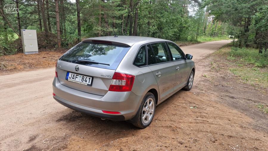 Skoda Rapid 2015 in Kaunas, with an engine capacity of 1.20 L and mileage of 126 thousand km for 8500 €, photo 7 on AUTOMOTO.COM.LV