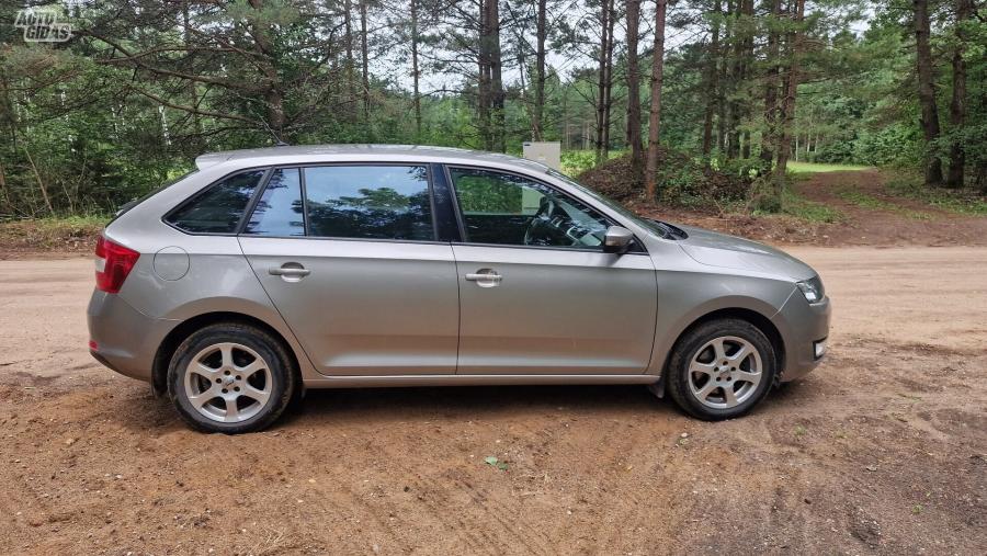 Skoda Rapid 2015 in Kaunas, with an engine capacity of 1.20 L and mileage of 126 thousand km for 8500 €, photo 8 on AUTOMOTO.COM.LV