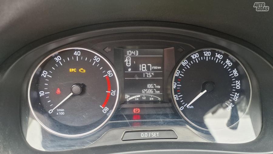 Skoda Rapid 2015 in Kaunas, with an engine capacity of 1.20 L and mileage of 126 thousand km for 8500 €, photo 9 on AUTOMOTO.COM.LV