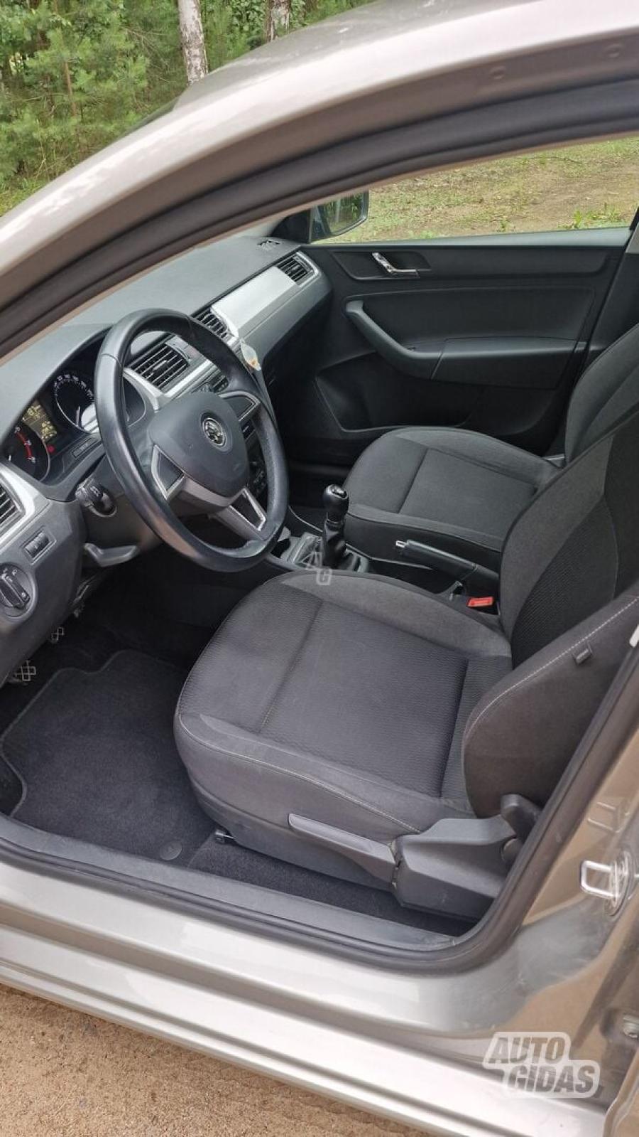 Skoda Rapid 2015 in Kaunas, with an engine capacity of 1.20 L and mileage of 126 thousand km for 8500 €, photo 12 on AUTOMOTO.COM.LV