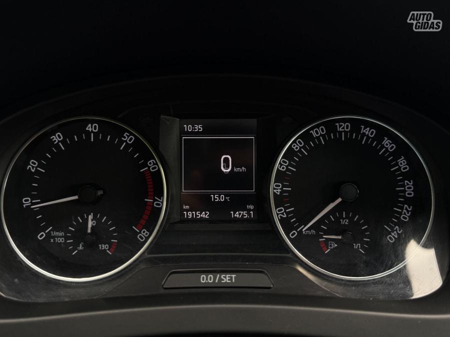 Skoda Rapid 2015 in Vilnius, with an engine capacity of 1.20 L and mileage of 192 thousand km for 7000 €, photo 21 on AUTOMOTO.COM.LV