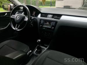 Skoda Rapid 2017 in Riga, with an engine capacity of 1.40 L and mileage of 215 thousand km for 4500 €, photo 22 on AUTOMOTO.COM.LV