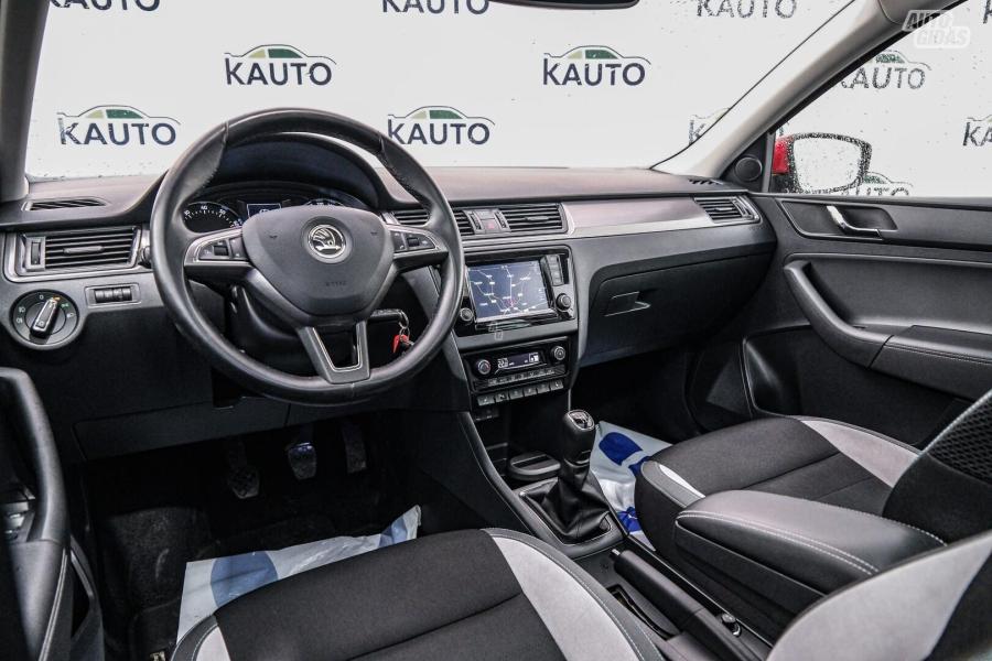 Skoda Rapid 2017 in Kaunas, with an engine capacity of 1.50 L and mileage of 295 thousand km for 6290 €, photo 8 on AUTOMOTO.COM.LV