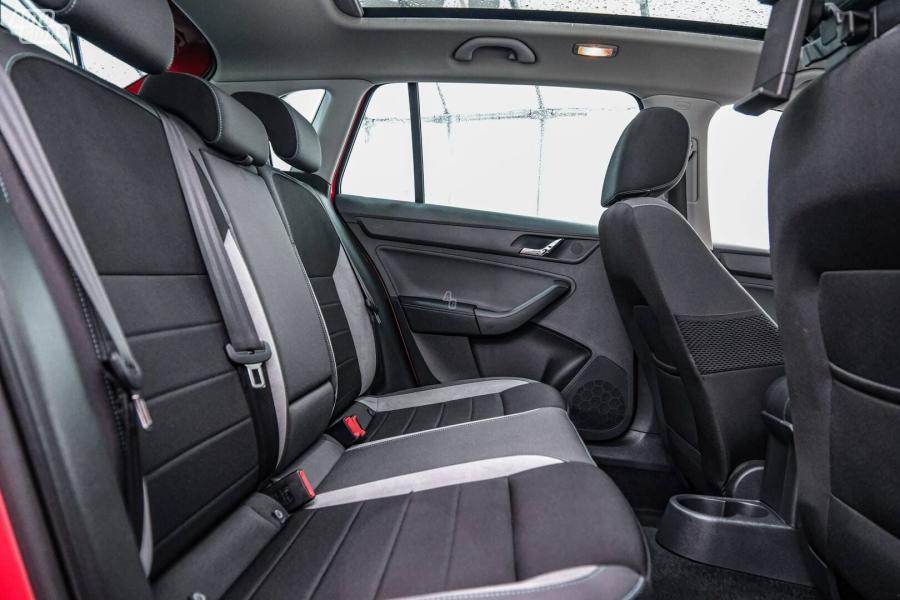Skoda Rapid 2017 in Kaunas, with an engine capacity of 1.50 L and mileage of 295 thousand km for 6290 €, photo 11 on AUTOMOTO.COM.LV