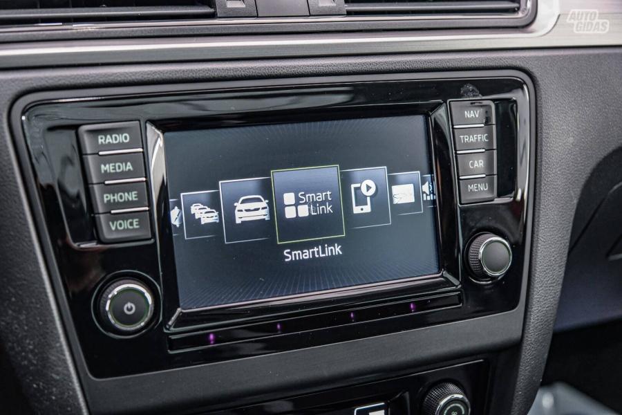 Skoda Rapid 2017 in Kaunas, with an engine capacity of 1.50 L and mileage of 295 thousand km for 6290 €, photo 20 on AUTOMOTO.COM.LV