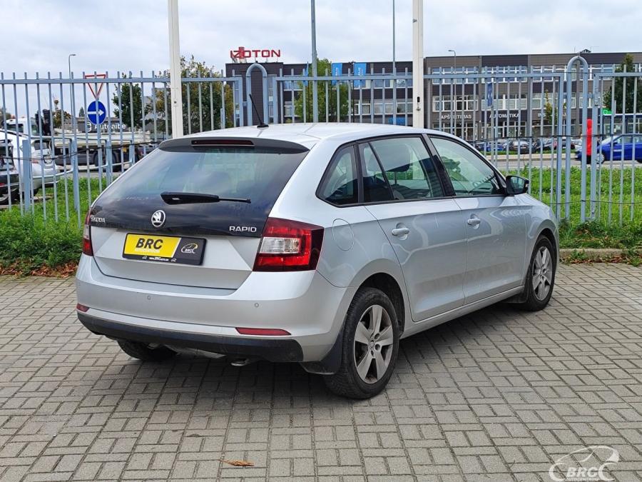 Skoda Rapid 2017 Klaipėda, ar dzinēja tilpumu 1.40 L un nobraukumu 198 tūkst. km par 7500 €, foto 3 vietnē AUTOMOTO.COM.LV