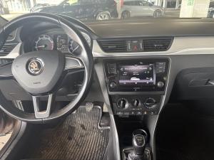 Skoda Rapid 2018 in Vilnius, with an engine capacity of 1.00 L and mileage of 236 thousand km for 5300 €, photo 6 on AUTOMOTO.COM.LV