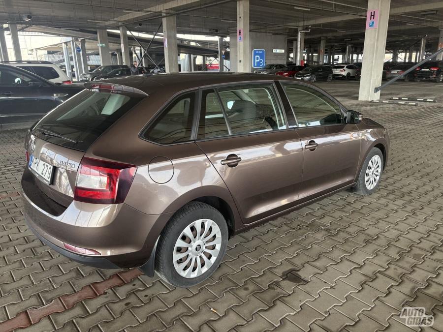 Skoda Rapid 2018 in Vilnius, with an engine capacity of 1.00 L and mileage of 236 thousand km for 4700 €, photo 3 on AUTOMOTO.COM.LV