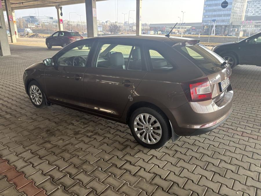 Skoda Rapid 2018 in Vilnius, with an engine capacity of 1.00 L and mileage of 236 thousand km for 4700 €, photo 4 on AUTOMOTO.COM.LV