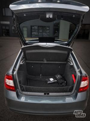 Skoda Rapid 2019 in Vilnius, with an engine capacity of 1.00 L and mileage of 78 thousand km for 7650 €, photo 8 on AUTOMOTO.COM.LV