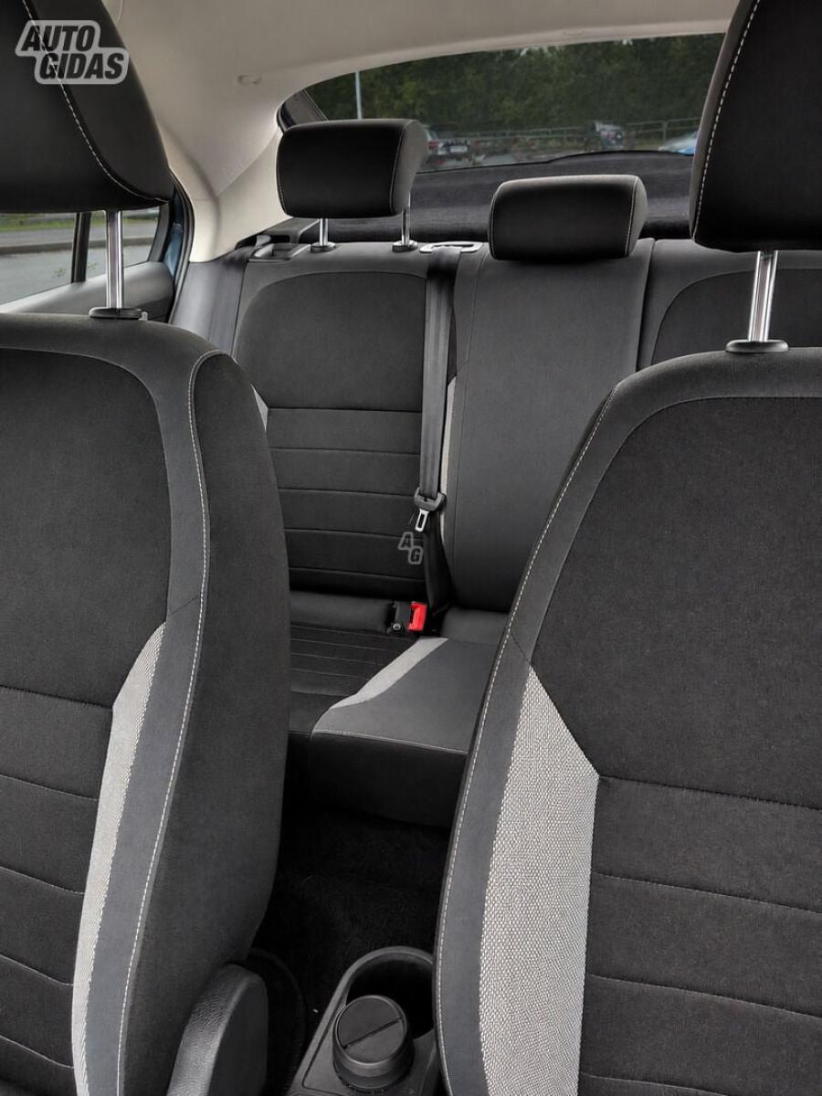 Skoda Rapid 2019 in Vilnius, with an engine capacity of 1.00 L and mileage of 78 thousand km for 7650 €, photo 14 on AUTOMOTO.COM.LV
