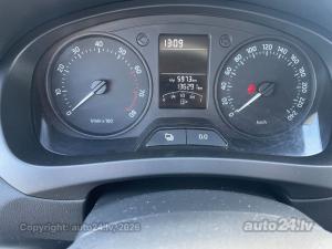 Red Skoda Rapid 2013 in Tartu, with an engine capacity of 1.20 L and mileage of 137 thousand km for 2990 €, photo 13 on AUTOMOTO.COM.LV