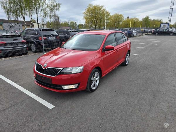 Red Skoda Rapid 2013 in Marijampole, with an engine capacity of 1.60 L and mileage of 227 thousand km for 4400 €, photo 3 on AUTOMOTO.COM.LV