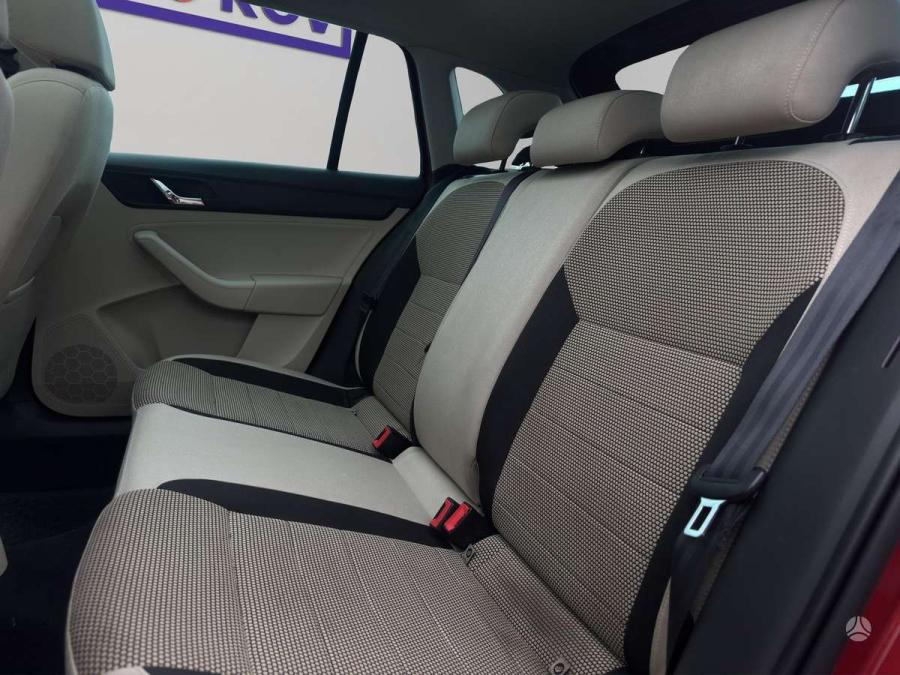 Sarkans Skoda Rapid 2014 Klaipėda, ar dzinēja tilpumu 1.20 L un nobraukumu 208 tūkst. km par 4999 €, foto 12 vietnē AUTOMOTO.COM.LV