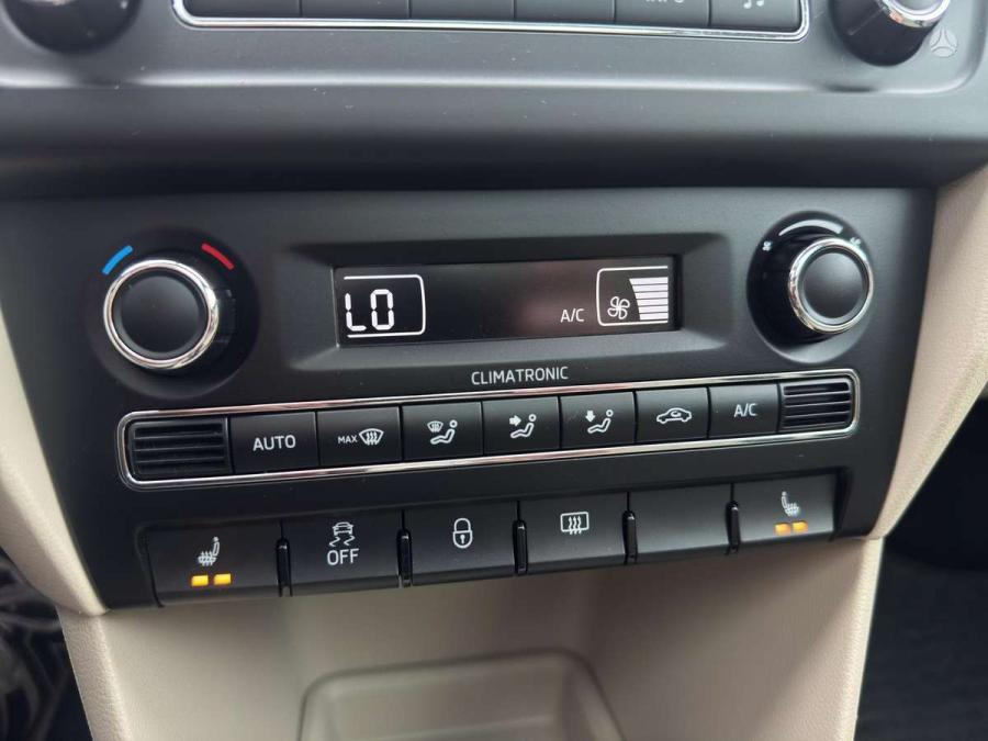 Sarkans Skoda Rapid 2014 Klaipėda, ar dzinēja tilpumu 1.20 L un nobraukumu 208 tūkst. km par 4999 €, foto 17 vietnē AUTOMOTO.COM.LV