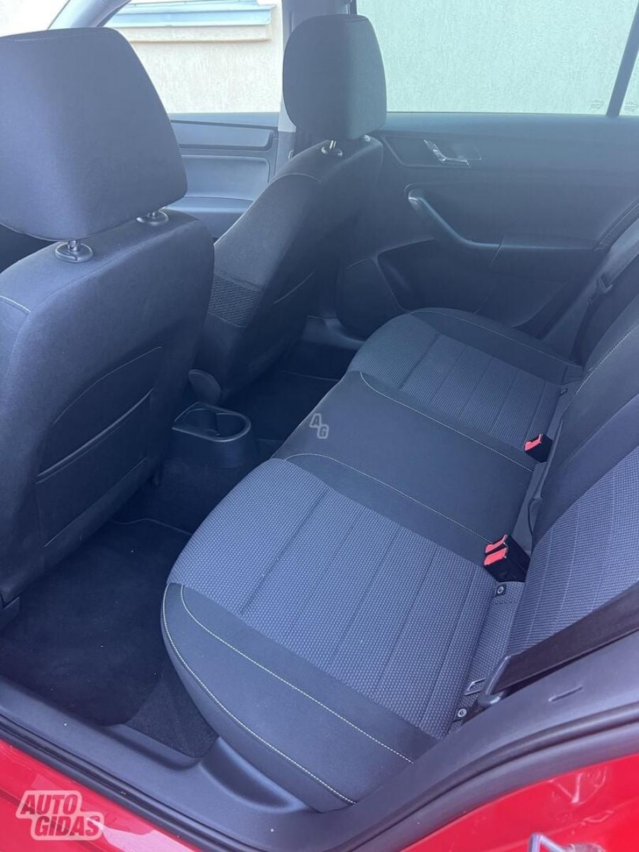 Sarkans Skoda Rapid 2014 Šauļi, ar dzinēja tilpumu 1.60 L un nobraukumu 228 tūkst. km par 4600 €, foto 7 vietnē AUTOMOTO.COM.LV