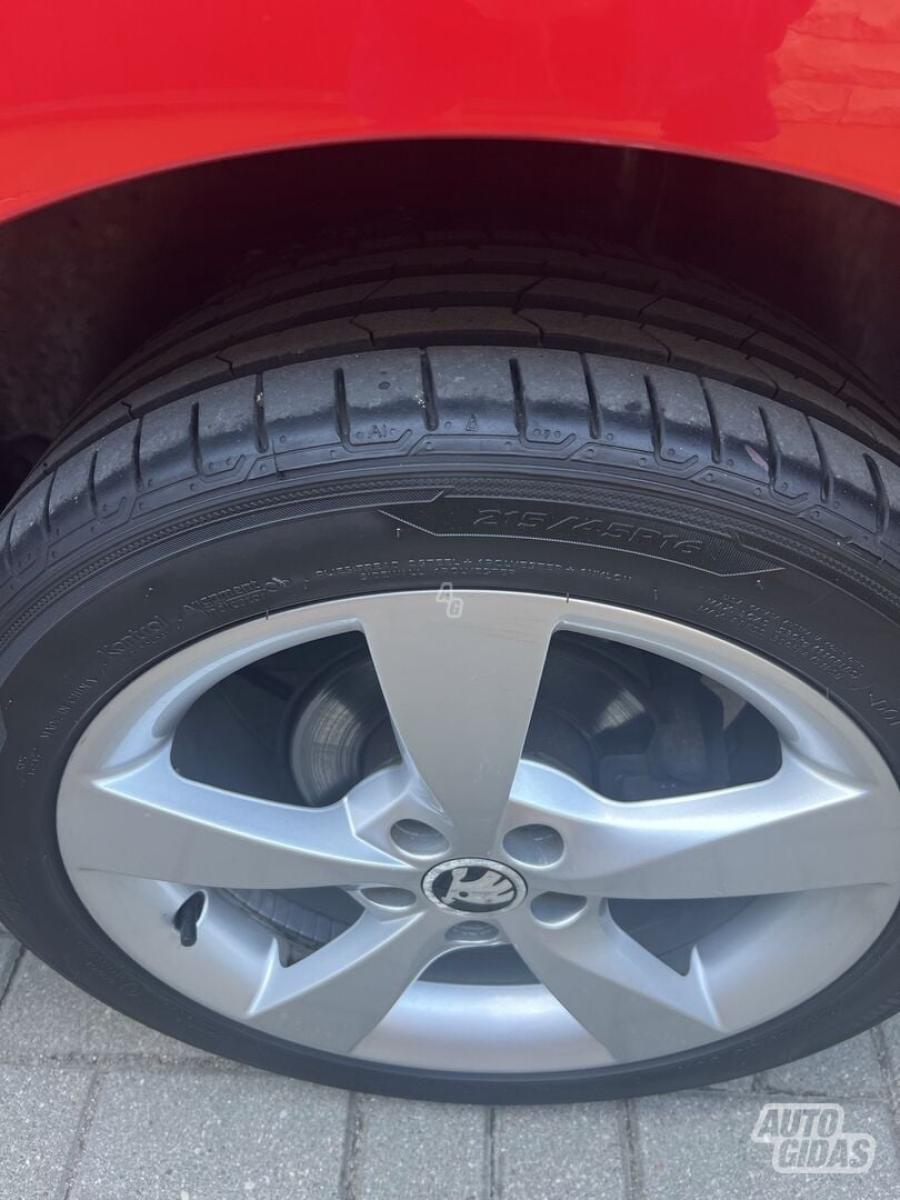 Sarkans Skoda Rapid 2014 Šauļi, ar dzinēja tilpumu 1.60 L un nobraukumu 228 tūkst. km par 4600 €, foto 15 vietnē AUTOMOTO.COM.LV