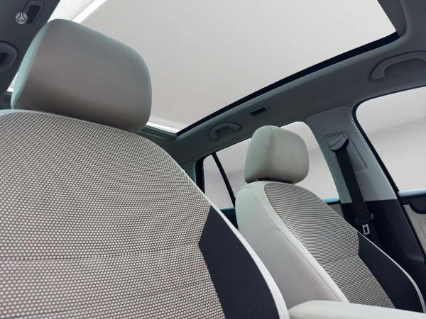 Red Skoda Rapid 2014 in Klaipeda, with an engine capacity of 1.20 L and mileage of 208 thousand km for 4999 €, photo 9 on AUTOMOTO.COM.LV