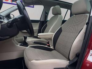 Sarkans Skoda Rapid 2014 Klaipėda, ar dzinēja tilpumu 1.20 L un nobraukumu 208 tūkst. km par 4999 €, foto 15 vietnē AUTOMOTO.COM.LV