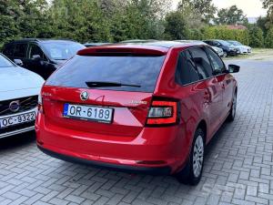 Red Skoda Rapid 2017 in Riga, with an engine capacity of 1.00 L and mileage of 189 thousand km for 7500 €, photo 4 on AUTOMOTO.COM.LV