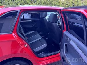 Red Skoda Rapid 2017 in Riga, with an engine capacity of 1.00 L and mileage of 189 thousand km for 7500 €, photo 10 on AUTOMOTO.COM.LV