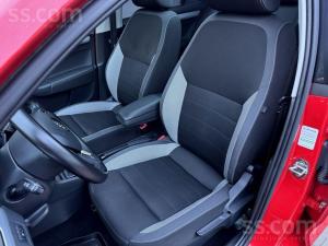 Red Skoda Rapid 2017 in Riga, with an engine capacity of 1.00 L and mileage of 189 thousand km for 7500 €, photo 19 on AUTOMOTO.COM.LV