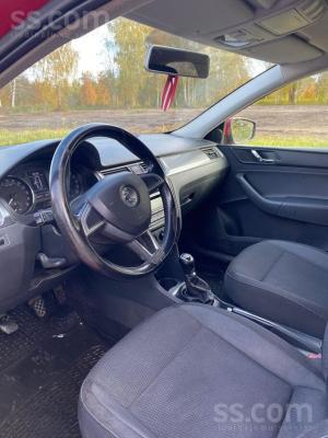 Sarkans Skoda Rapid 2014 Dobele, ar dzinēja tilpumu 1.60 L un nobraukumu 298 tūkst. km par 2300 €, foto 10 vietnē AUTOMOTO.COM.LV