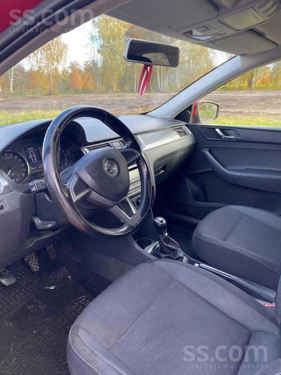 Sarkans Skoda Rapid 2014 Dobele, ar dzinēja tilpumu 1.60 L un nobraukumu 298 tūkst. km par 2300 €, foto 10 vietnē AUTOMOTO.COM.LV