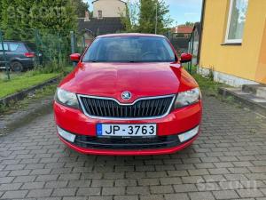 Red Skoda Rapid 2014 in Balvi, with an engine capacity of 1.60 L and mileage of 318 thousand km for 2750 €, photo 4 on AUTOMOTO.COM.LV