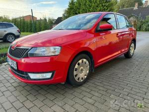 Red Skoda Rapid 2014 in Balvi, with an engine capacity of 1.60 L and mileage of 318 thousand km for 2750 €, photo 5 on AUTOMOTO.COM.LV