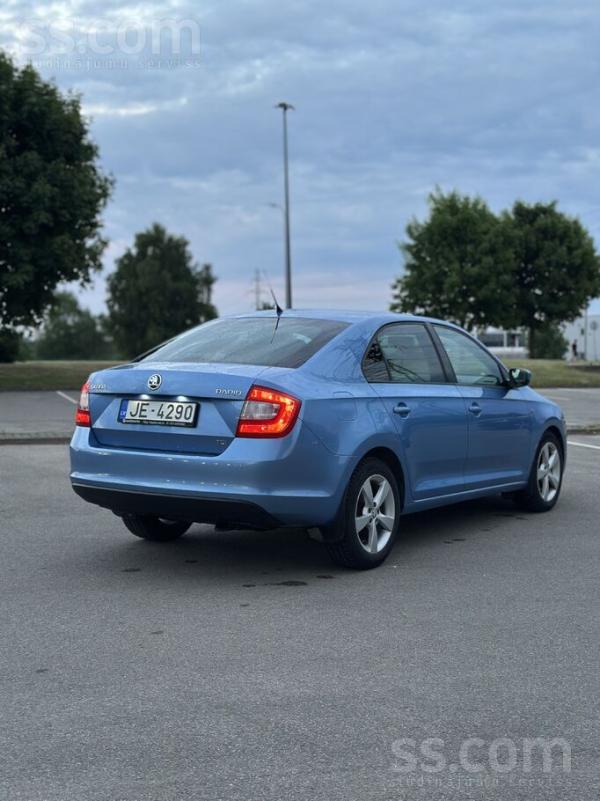 Skoda Rapid 2013 in Riga, with an engine capacity of 1.60 L and mileage of 277 thousand km for 2950 €, photo 6 on AUTOMOTO.COM.LV