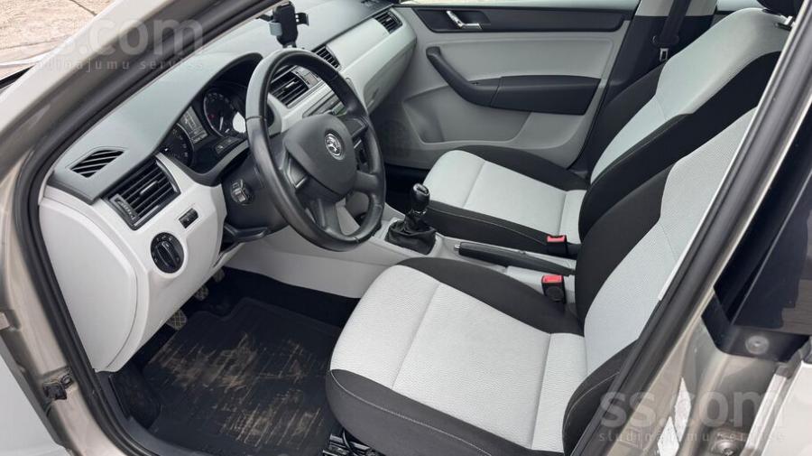 Skoda Rapid 2013 Rīga, ar dzinēja tilpumu 1.60 L un nobraukumu 0 tūkst. km par 3599 €, foto 10 vietnē AUTOMOTO.COM.LV