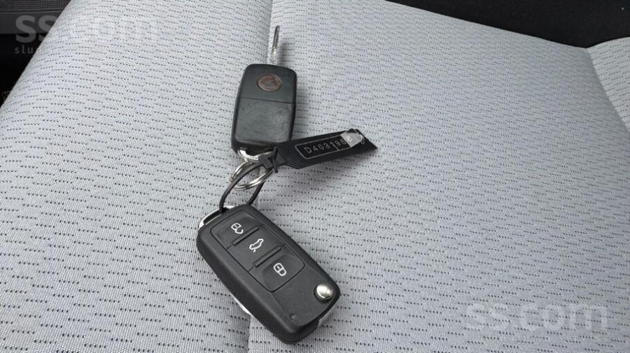 Skoda Rapid 2013 Rīga, ar dzinēja tilpumu 1.60 L un nobraukumu 0 tūkst. km par 3599 €, foto 22 vietnē AUTOMOTO.COM.LV