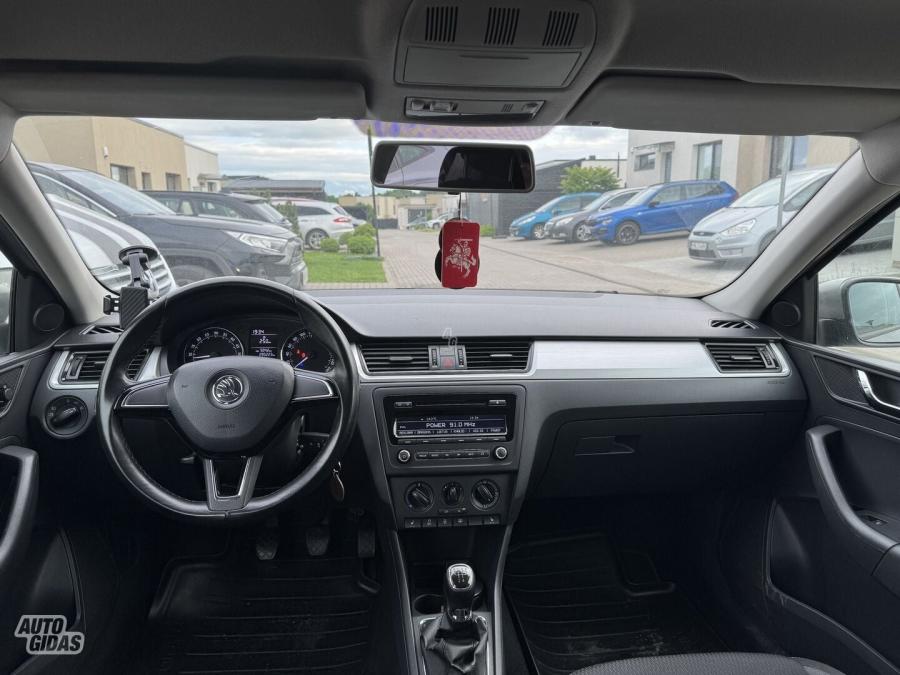 Skoda Rapid 2013 in Kaunas, with an engine capacity of 1.60 L and mileage of 285 thousand km for 4500 €, photo 6 on AUTOMOTO.COM.LV