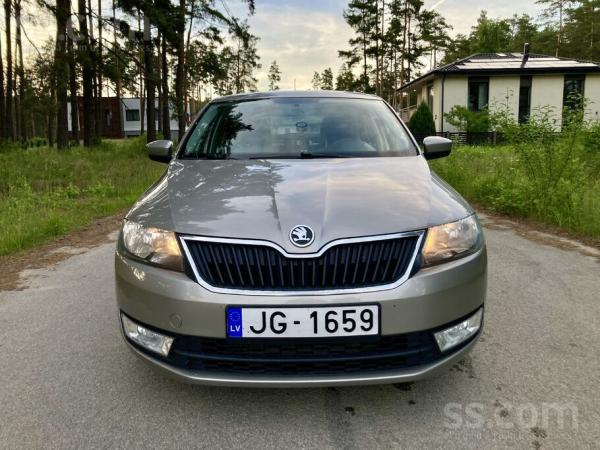 Skoda Rapid 2013 in Riga, with an engine capacity of 1.60 L and mileage of 115 thousand km for 4990 €, photo 9 on AUTOMOTO.COM.LV