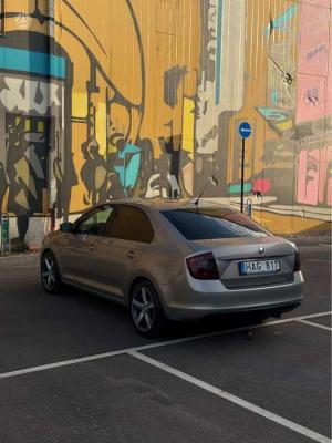 Skoda Rapid 2013 in Kaunas, with an engine capacity of 1.60 L and mileage of 290 thousand km for 4000 €, photo 4 on AUTOMOTO.COM.LV