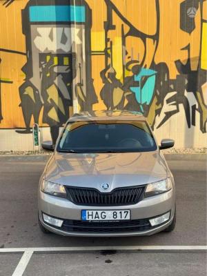Skoda Rapid 2013 in Kaunas, with an engine capacity of 1.60 L and mileage of 290 thousand km for 4000 €, photo 9 on AUTOMOTO.COM.LV