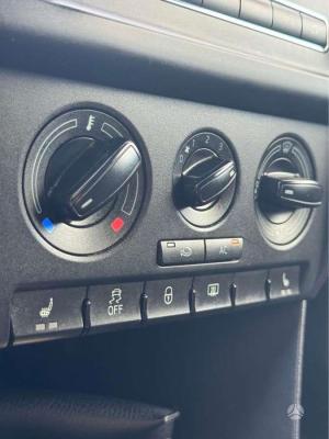 Skoda Rapid 2013 in Kaunas, with an engine capacity of 1.60 L and mileage of 290 thousand km for 4000 €, photo 10 on AUTOMOTO.COM.LV