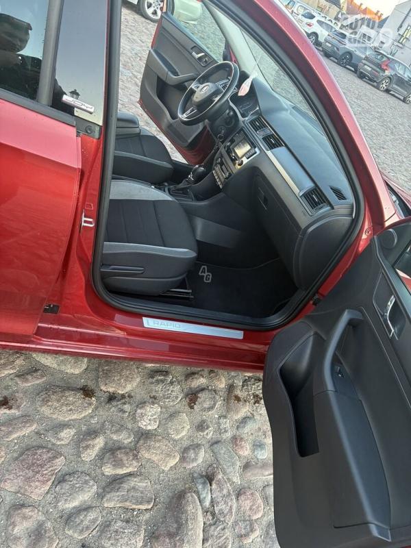 Skoda Rapid 2016 in Vilnius, with an engine capacity of 1.40 L and mileage of 51 thousand km for 10500 €, photo 7 on AUTOMOTO.COM.LV