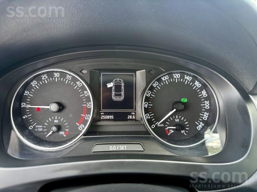Skoda Rapid 2017 Rīga, ar dzinēja tilpumu 1.40 L un nobraukumu 0 tūkst. km par 5990 €, foto 25 vietnē AUTOMOTO.COM.LV