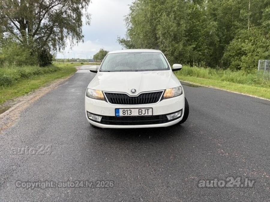 White Skoda Rapid 2013 in Tallinn, with an engine capacity of 1.20 L and mileage of 192 thousand km for 3899 €, photo 4 on AUTOMOTO.COM.LV