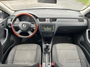 Balts Skoda Rapid 2013 Narva, ar dzinēja tilpumu 1.60 L un nobraukumu 390 tūkst. km par 2499 €, foto 10 vietnē AUTOMOTO.COM.LV