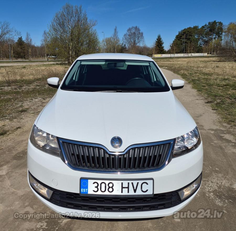White Skoda Rapid 2014 in Tallinn, with an engine capacity of 1.60 L and mileage of 153 thousand km for 5490 €, photo 3 on AUTOMOTO.COM.LV