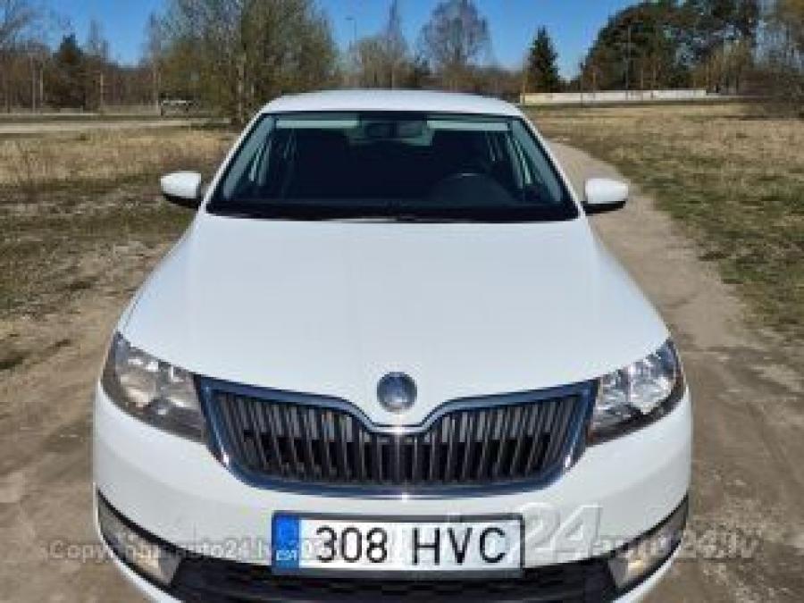White Skoda Rapid 2014 in Tallinn, with an engine capacity of 1.60 L and mileage of 153 thousand km for 5490 €, photo 3 on AUTOMOTO.COM.LV