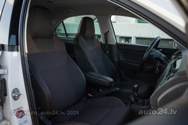 Balts Skoda Rapid 2014 Tallina, ar dzinēja tilpumu 1.20 L un nobraukumu 123 tūkst. km par 4899 €, foto 8 vietnē AUTOMOTO.COM.LV