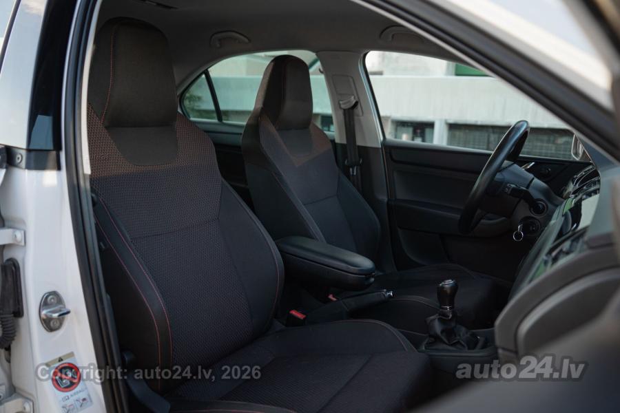 Balts Skoda Rapid 2014 Tallina, ar dzinēja tilpumu 1.20 L un nobraukumu 123 tūkst. km par 4899 €, foto 9 vietnē AUTOMOTO.COM.LV