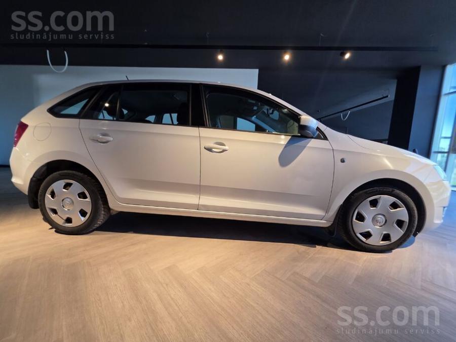 Balts Skoda Rapid 2014 Rīga, ar dzinēja tilpumu 1.60 L un nobraukumu 214 tūkst. km par 3600 €, foto 4 vietnē AUTOMOTO.COM.LV